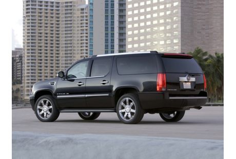 2010 Cadillac Escalade ESV MPG, Price, Reviews & Photos | NewCars.com