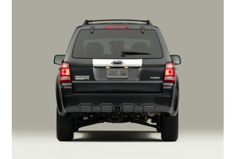 2010 Ford Escape MPG, Price, Reviews & Photos | NewCars.com