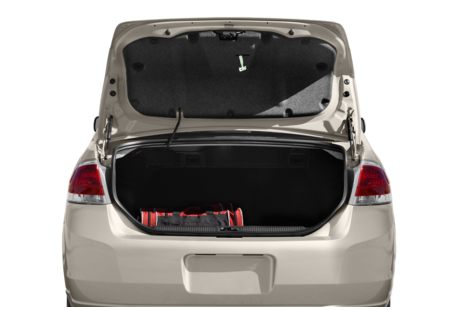 2010 Ford Focus MPG, Price, Reviews & Photos | NewCars.com