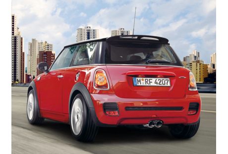 2010 MINI John Cooper Works MPG, Price, Reviews & Photos | NewCars.com