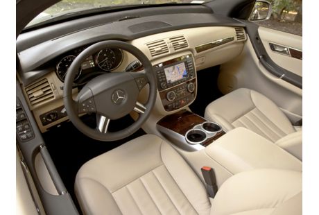 2010 Mercedes-Benz R-Class MPG, Price, Reviews & Photos | NewCars.com