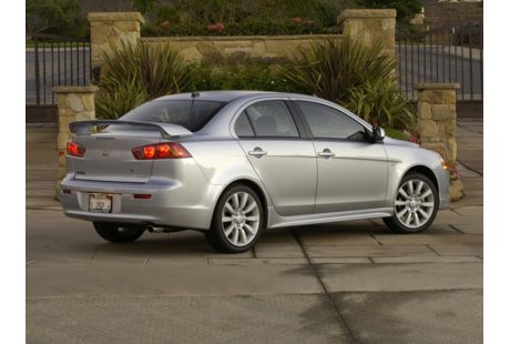 2010 Mitsubishi Lancer MPG, Price, Reviews & Photos | NewCars.com