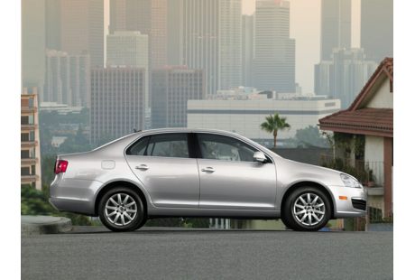 2010 Volkswagen Jetta MPG, Price, Reviews & Photos | NewCars.com