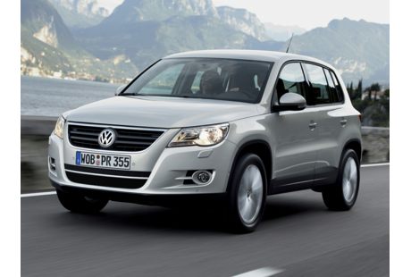 2010 Volkswagen Tiguan MPG, Price, Reviews & Photos | NewCars.com
