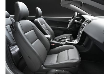 2010 Volvo C70 MPG, Price, Reviews & Photos | NewCars.com