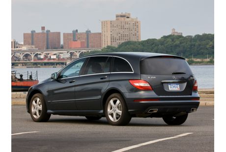 2011 Mercedes-Benz R-Class MPG, Price, Reviews & Photos | NewCars.com