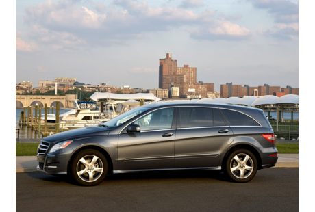 2011 Mercedes-Benz R-Class MPG, Price, Reviews & Photos | NewCars.com