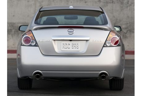 2012 Nissan Altima MPG, Price, Reviews & Photos | NewCars.com