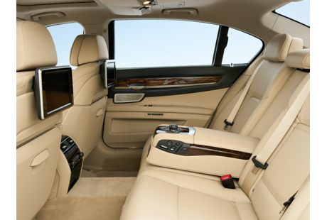 2013 BMW 740 MPG, Price, Reviews & Photos | NewCars.com