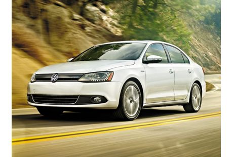 2013 Volkswagen Jetta Hybrid MPG, Price, Reviews & Photos | NewCars.com