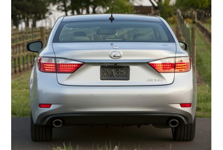 2015 Lexus ES 350 MPG, Price, Reviews & Photos | NewCars.com