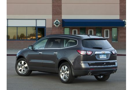 2017 Chevrolet Traverse MPG, Price, Reviews & Photos | NewCars.com